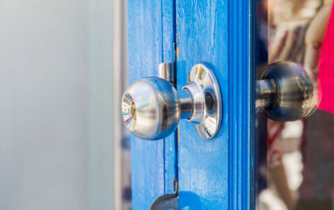 Smart Locks vs Regular Locks What's More Secure? - A1 Locksmith ...